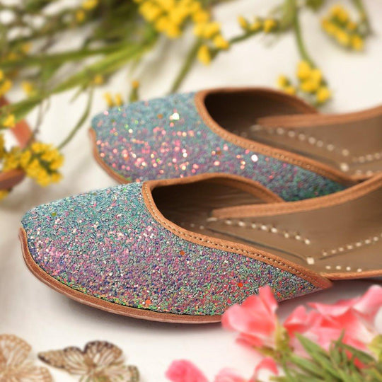 Buy Essentials Leather Juttis | Traditional Ethnic Jutti for Women ...